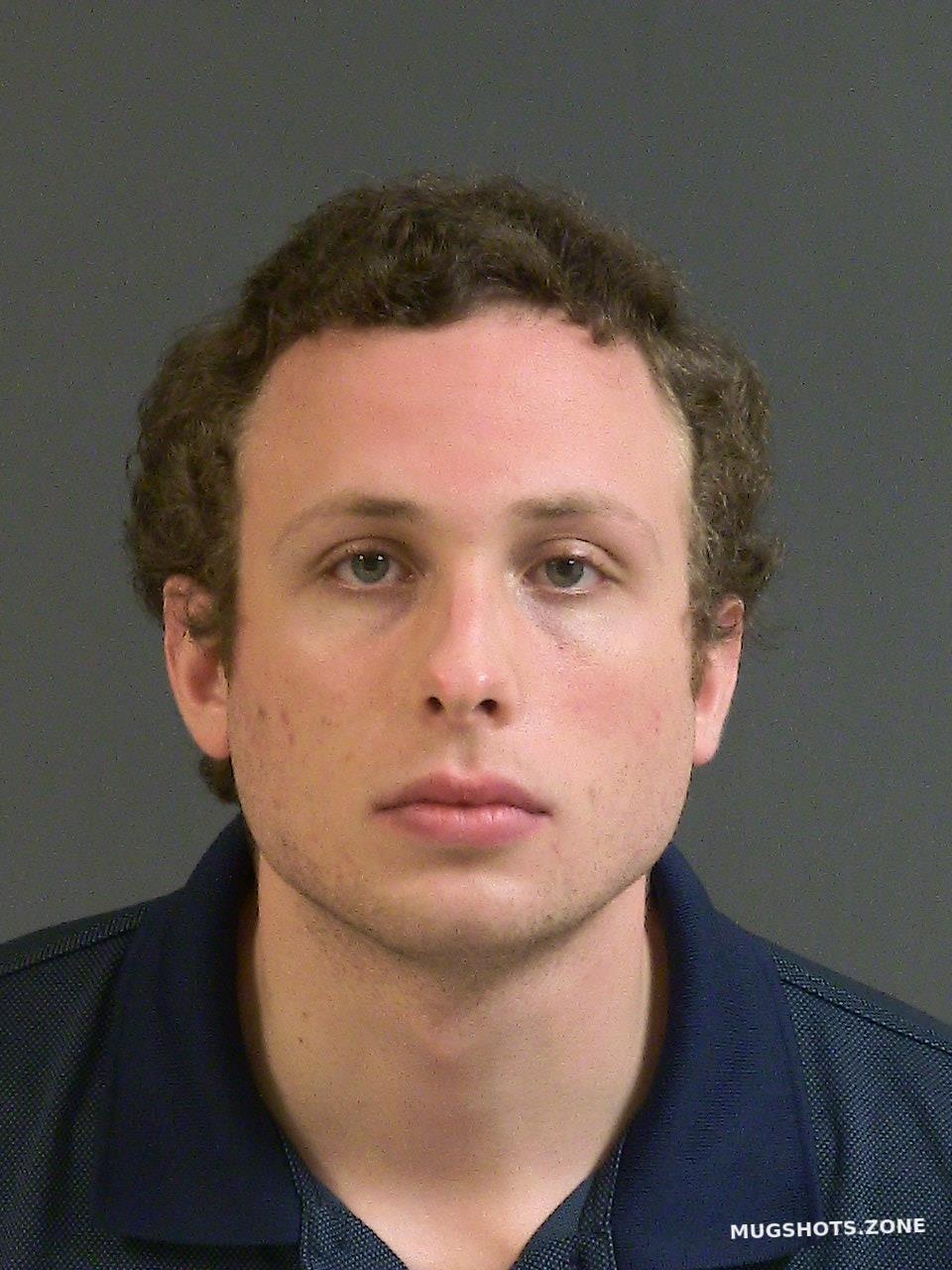 BURNELL DYLAN LEE 01/26/2022 - Charleston County Mugshots Zone
