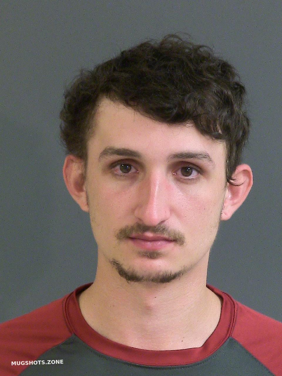 SWEATT ISAIAH ALEXANDER 02/10/2022 - Charleston County Mugshots Zone