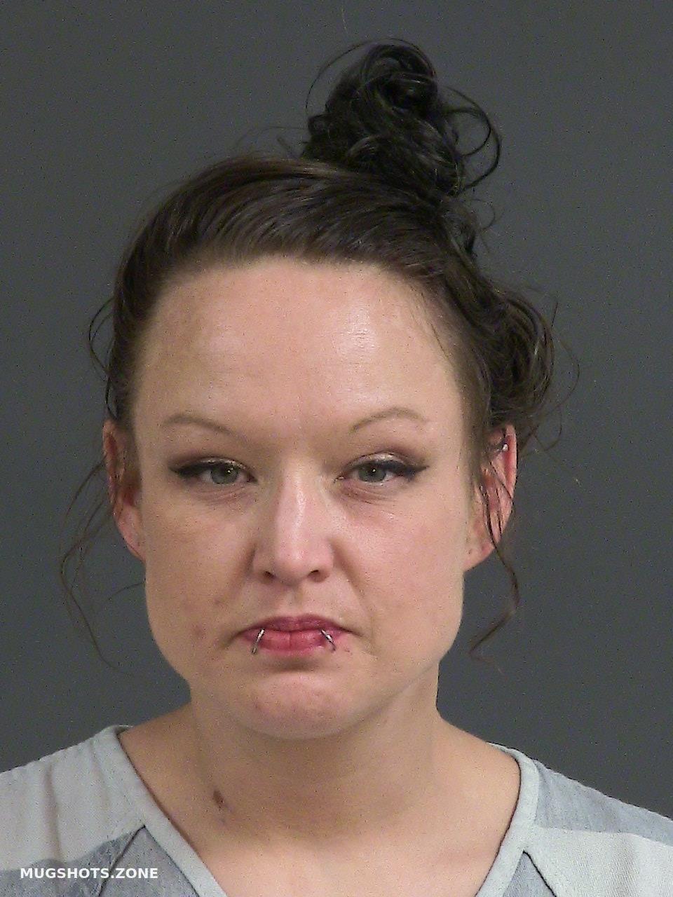 IVEY AMY ANN 05/20/2022 - Charleston County Mugshots Zone