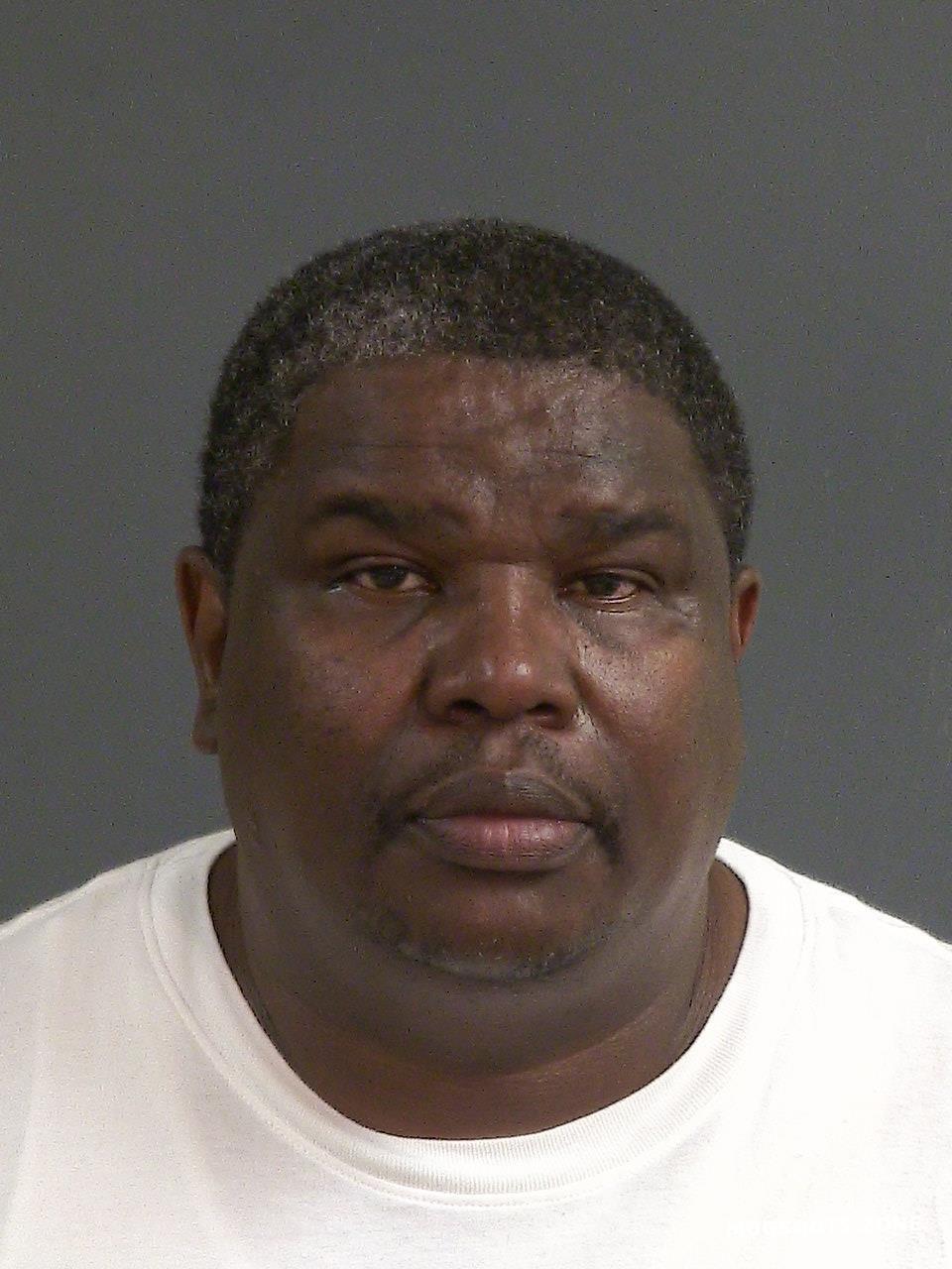 FRAGHER WILLIE MACEO 06/30/2022 - Charleston County Mugshots Zone