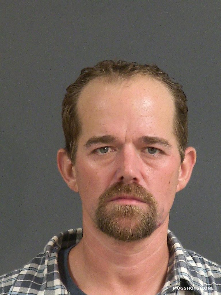 EAKER JOSHUA CHARLES 10/03/2022 - Charleston County Mugshots Zone