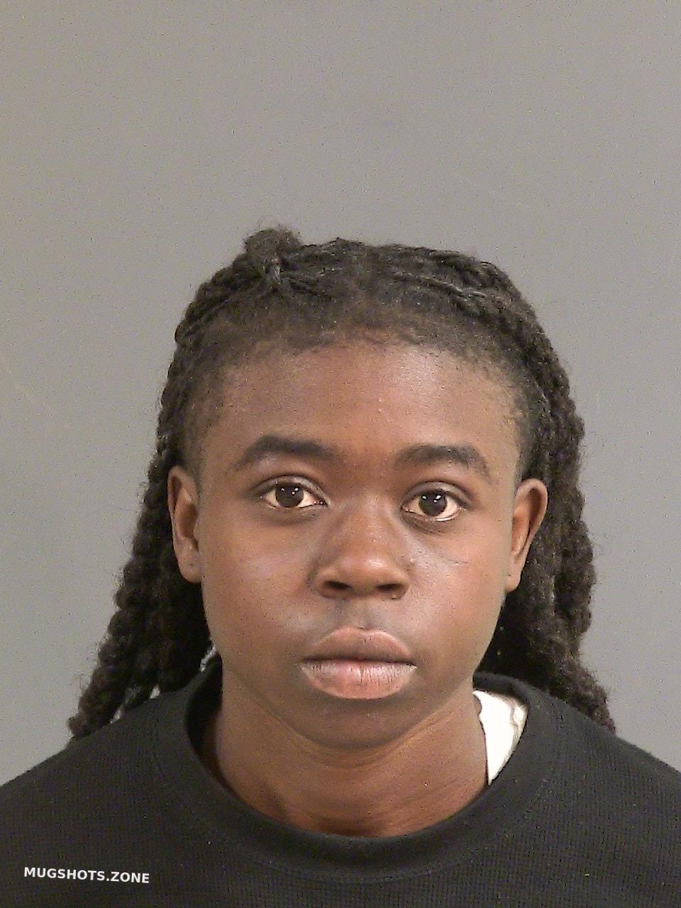 BLAKE JEANETTE 10/19/2022 - Charleston County Mugshots Zone BLAKE JEANETTE 10/19/2022 - Charleston County Mugshots Zone