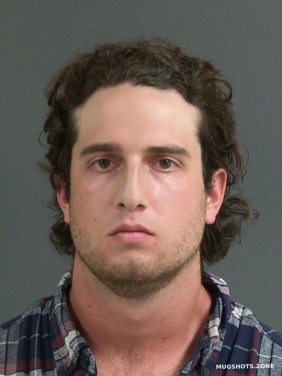 DINWIDDIE COLE MORGAN 12/01/2022 - Charleston County Mugshots Zone