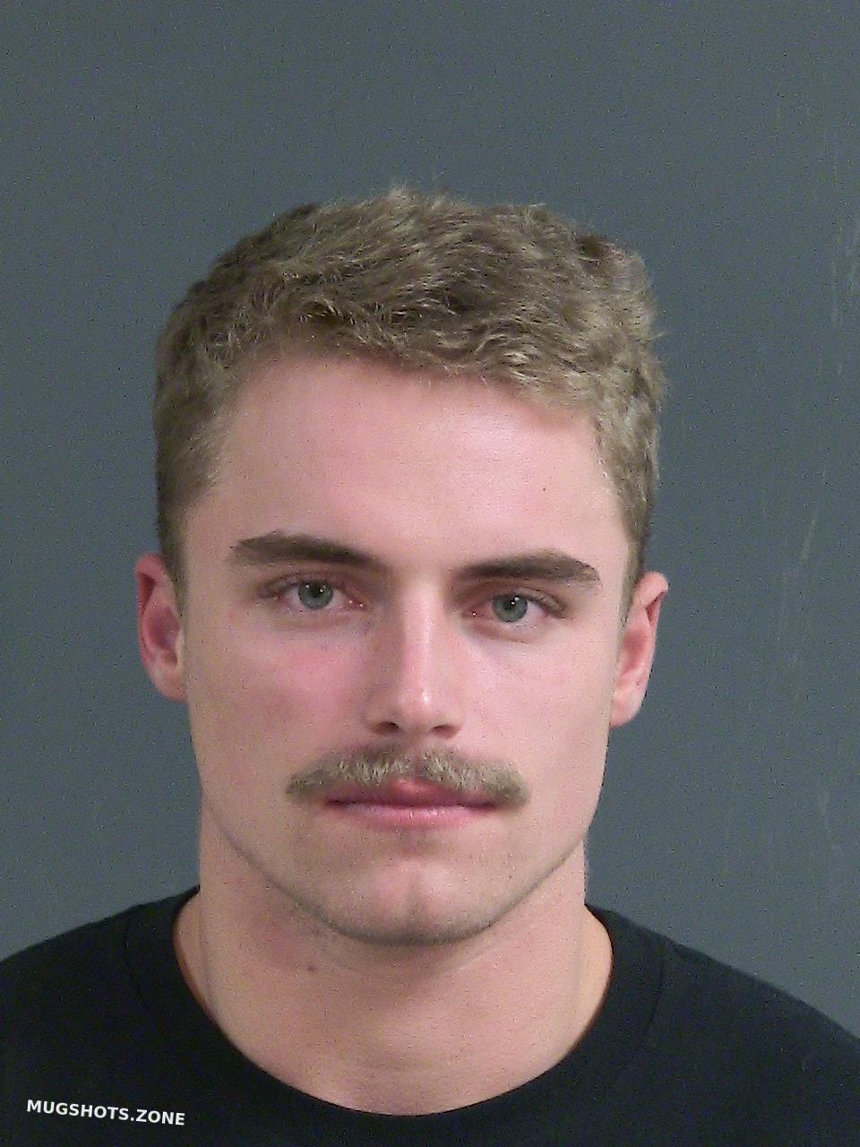 ALLEN CARTER LOREN 12/17/2022 - Charleston County Mugshots Zone