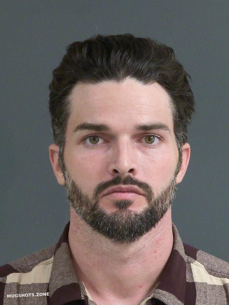 OWENS JOHNATHAN RYAN 01/08/2023 - Charleston County Mugshots Zone