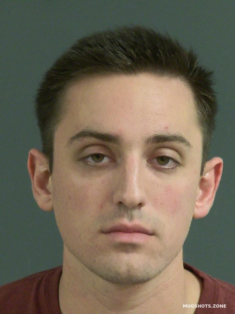 HOWE BRYCE WAGENER 01/27/2023 - Charleston County Mugshots Zone