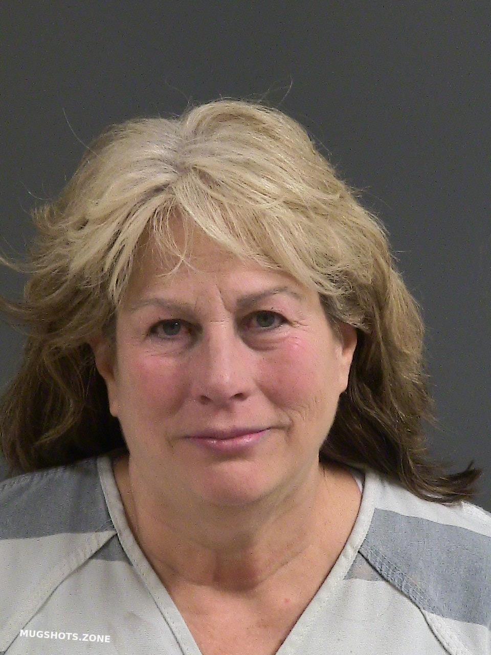 HENDRIX NINA JO 04/05/2023 - Charleston County Mugshots Zone