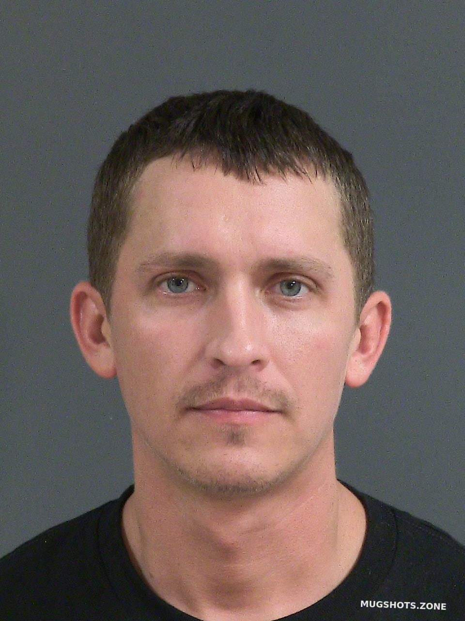 DICUS JOHNATHON TYLER 04/14/2023 - Charleston County Mugshots Zone