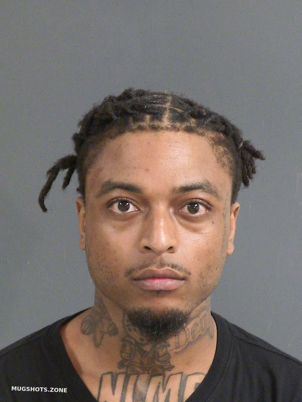 MCCAIN DEVALLE JAMARI 04/17/2023 - Charleston County Mugshots Zone