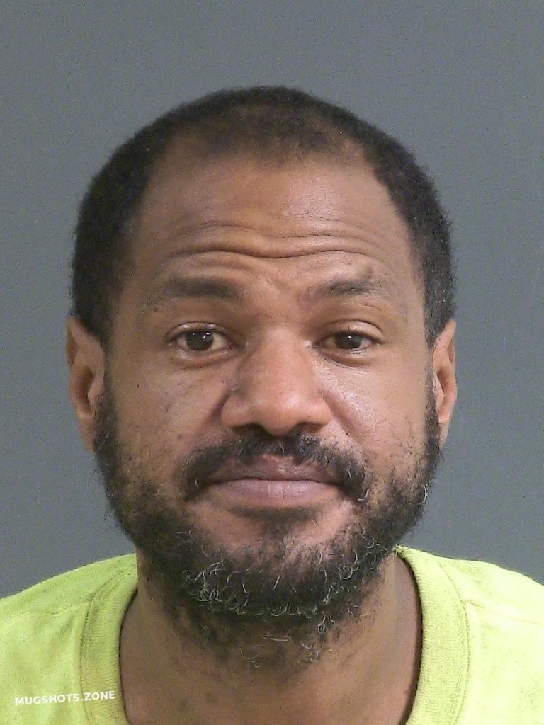 BROWN KENNETH GARY 01/04/2024 - Charleston County Mugshots Zone