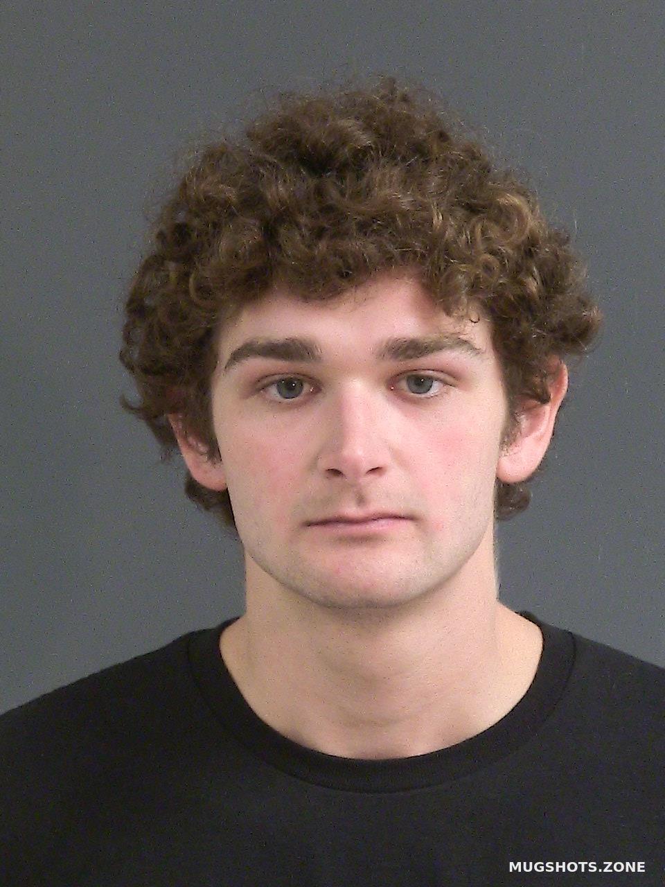 BROOKER JOHN ANDREW 02/09/2024 - Charleston County Mugshots Zone