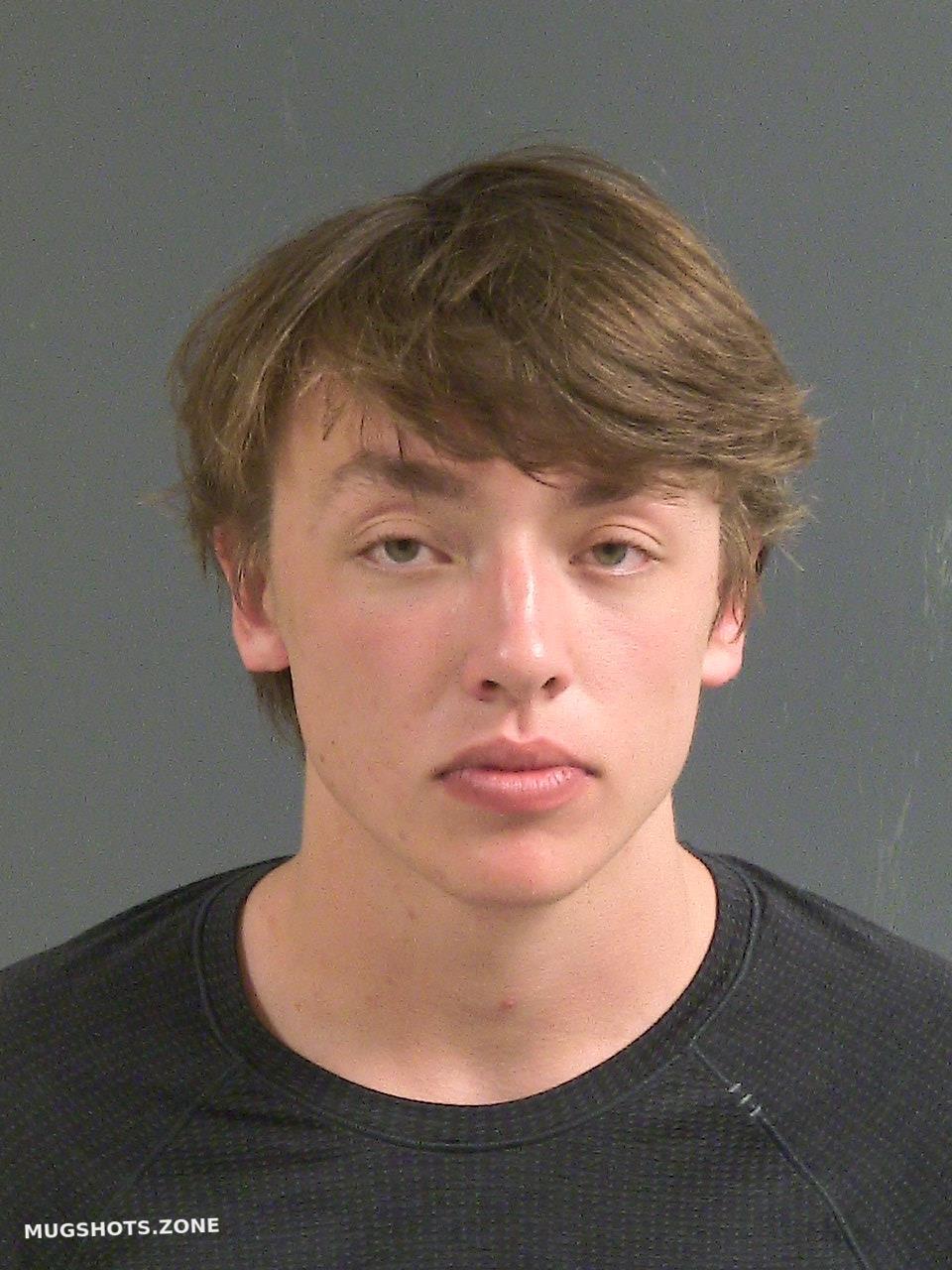 TEMPLETON JOHN WILLIAM 04/14/2024 - Charleston County Mugshots Zone TEMPLETON JOHN WILLIAM 04/14/2024 - Charleston County Mugshots Zone