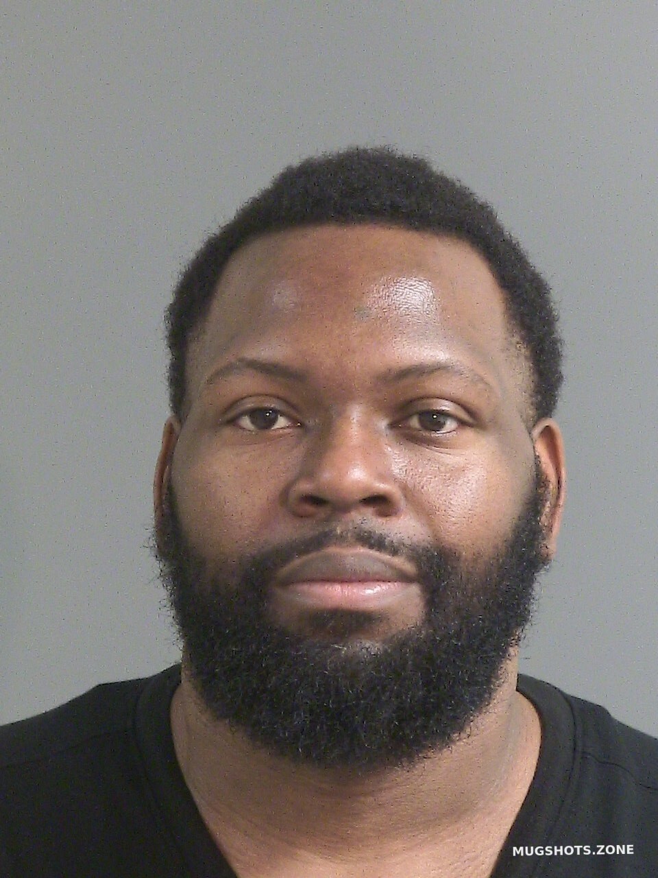 JOHNSON LORENZO LAVAR 06/18/2025 - Charleston County Mugshots Zone