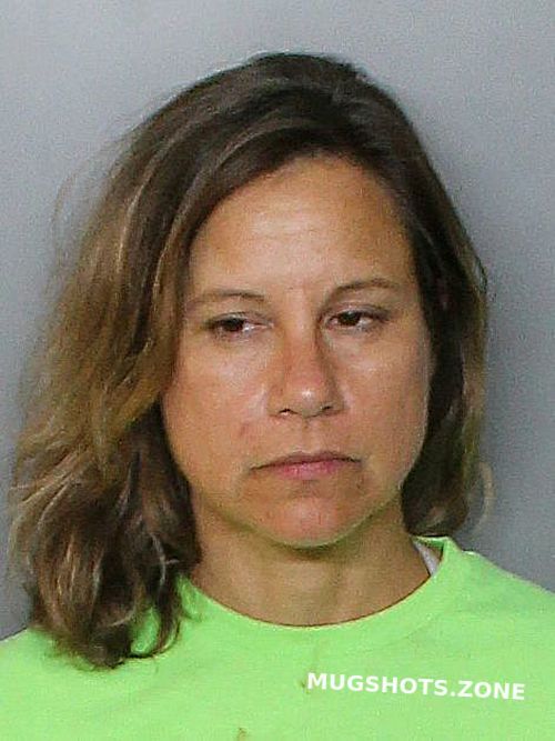 PEARS LUCIENNE SOPHIE 04/30/2022 - Charlotte County Mugshots Zone