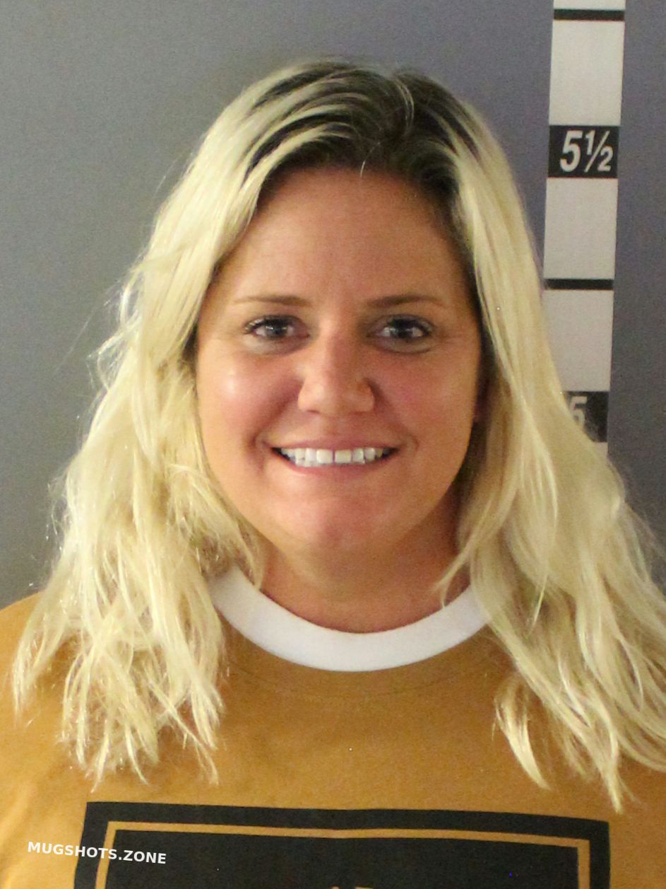 FERRERO DANIELLE LACIE 07/26/2022 - Charlotte County Mugshots Zone