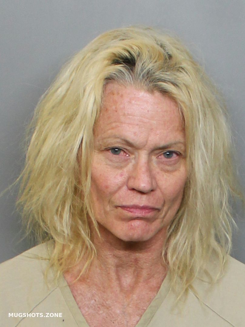 SCHMIDT WENDY ELIZABETH 10/05/2022 - Charlotte County Mugshots Zone