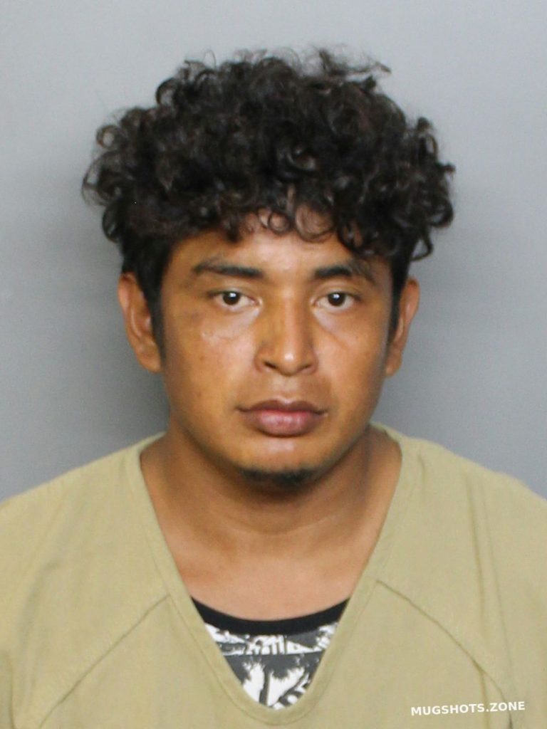 ESPINAL DARWIN ALEXANDER GAMBOA 10/29/2022 - Charlotte County Mugshots Zone