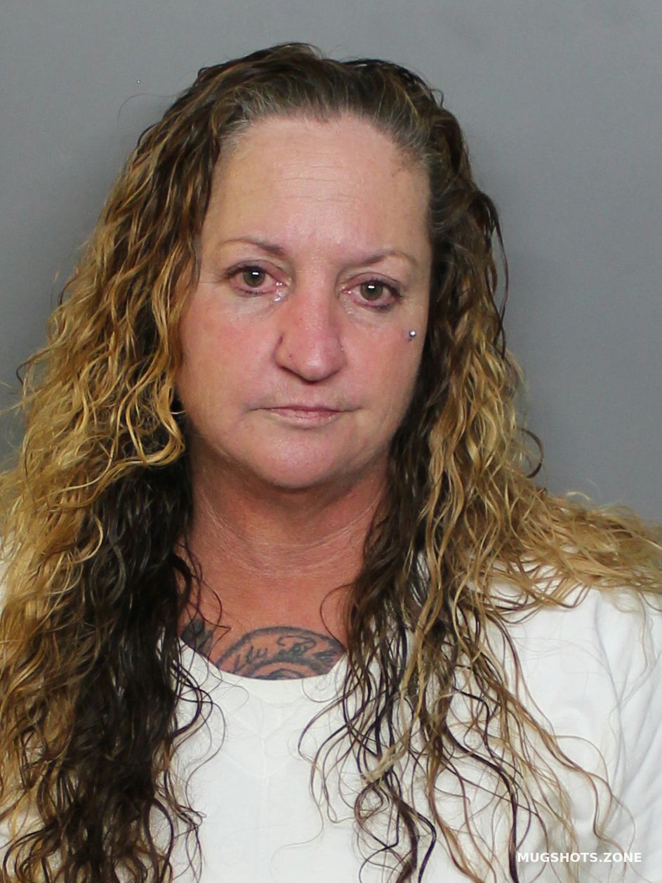 DIXON CYNTHIA RUTH 11/15/2022 - Charlotte County Mugshots Zone