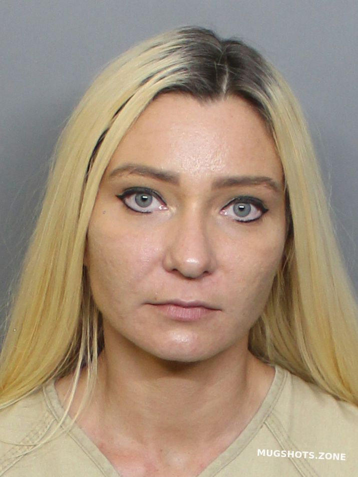 Burch Kristian Renee 12 10 2022 Charlotte County Mugshots Zone