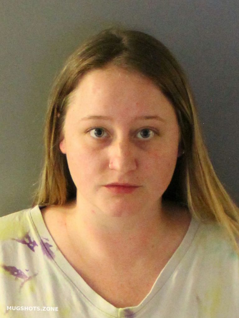 HUTTON TIFFANY MARIE 12/17/2022 - Charlotte County Mugshots Zone