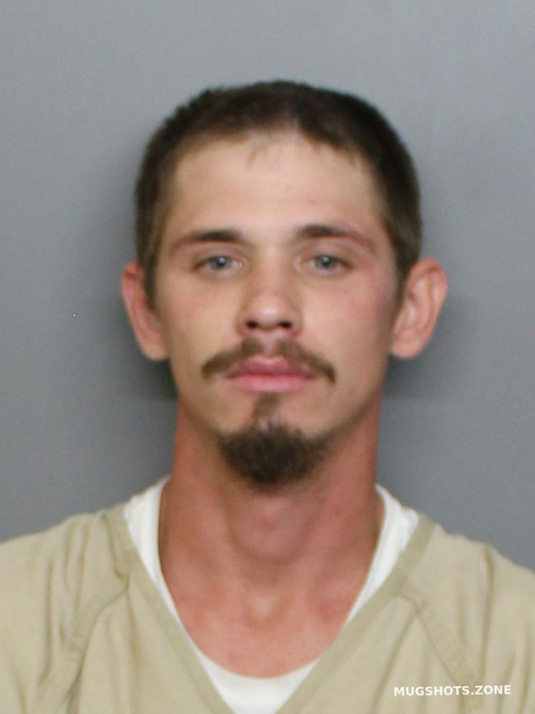 PENDLETON TYLER HUNTER 01/03/2023 - Charlotte County Mugshots Zone