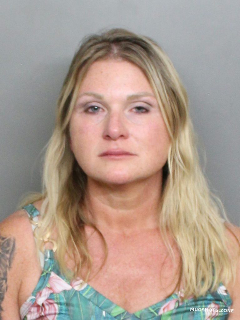 HOLTZ ANGIE LYNNE 10/27/2023 - Charlotte County Mugshots Zone