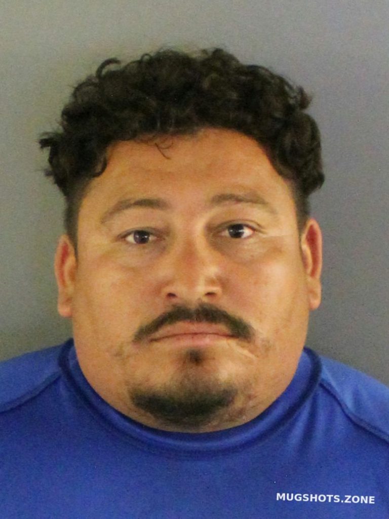 VILLATORO FUENTES VICTOR LEONEL 11/09/2023 - Charlotte County Mugshots Zone