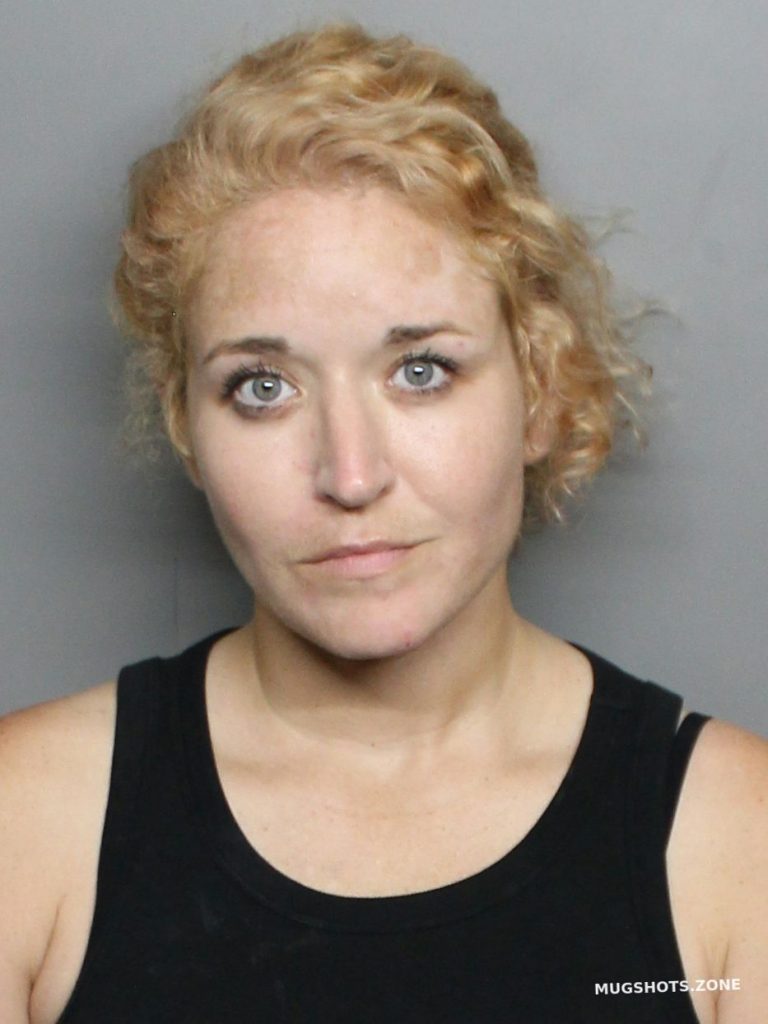 TRAGER TARA ANN 05/31/2024 - Charlotte County Mugshots Zone