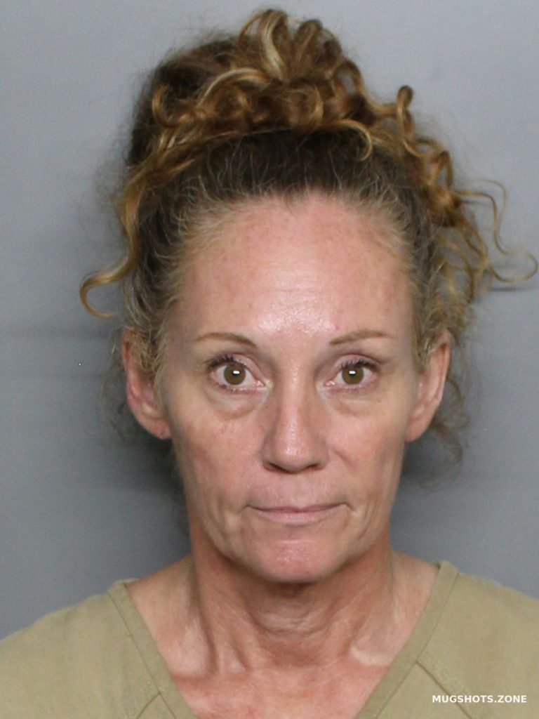 DUNCOMBE JENNIFER JOY 11/01/2024 - Charlotte County Mugshots Zone