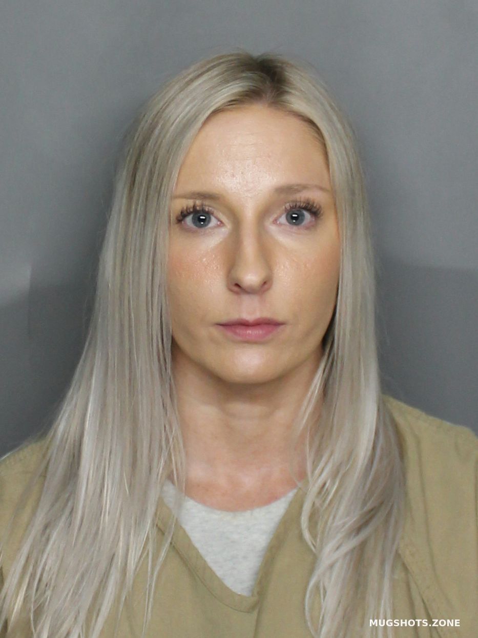 GOLLER MALLORY LEE 08/30/2025 - Charlotte County Mugshots Zone