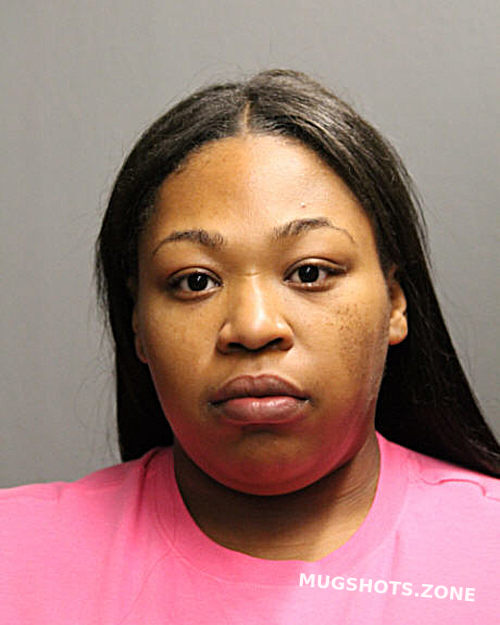 REGINE D BROWN 04/16/2021 - Chicago Mugshots Zone