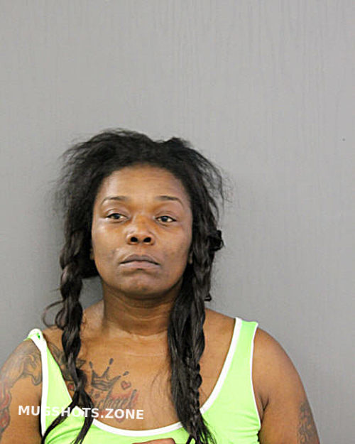 PAULA R ROBERTS 05/17/2021 - Chicago Mugshots Zone