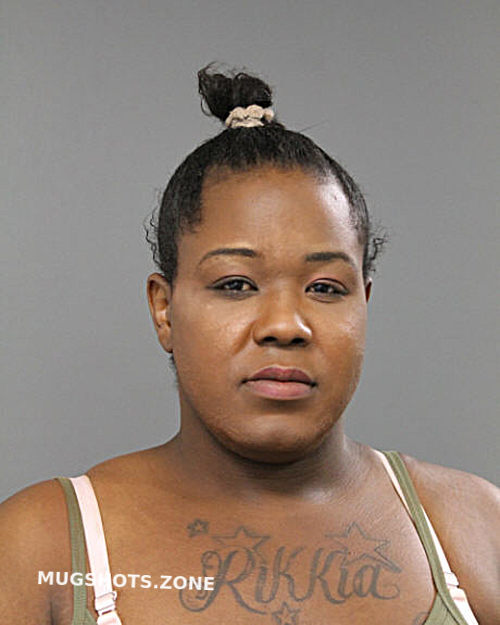 RIKKIA A TOWNSEL 08/06/2021 - Chicago Mugshots Zone