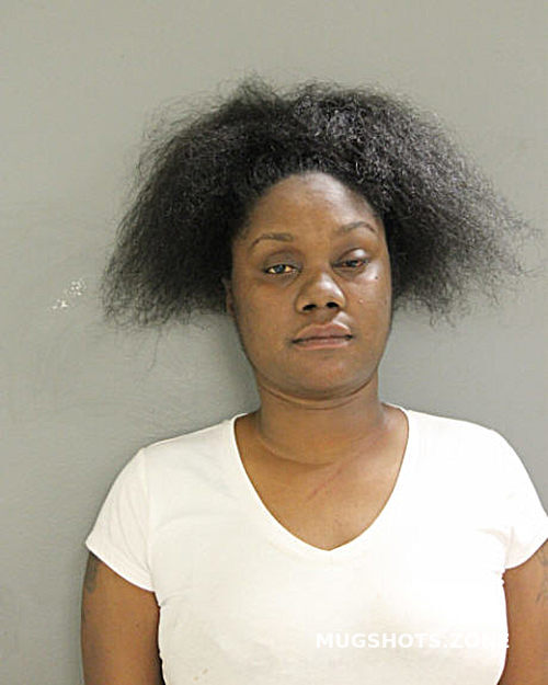 CARLA SIMONE BROWN 03/17/2022 - Chicago Mugshots Zone