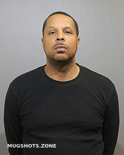 CHRISTOPHER G ROBINSON 03/31/2022 - Chicago Mugshots Zone