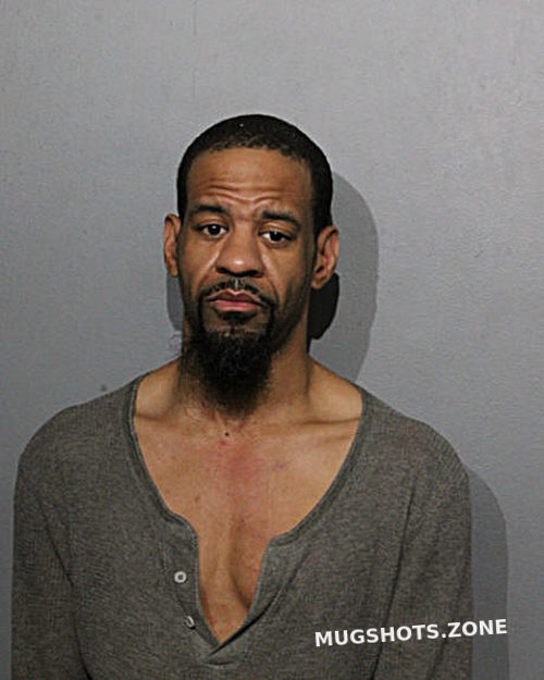 LAWRENCE SCOTT CRAVENS JR 04/22/2022 - Chicago Mugshots Zone