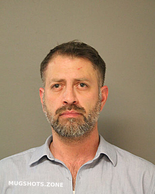 ALEJANDRO FERNANDEZ 05/01/2022 - Chicago Mugshots Zone