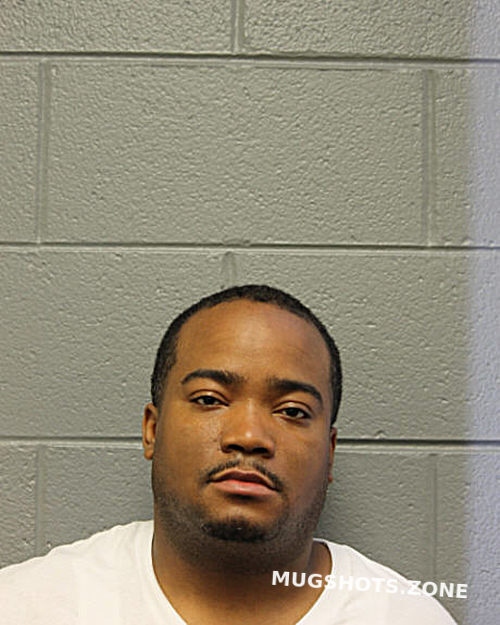 TRAVIS M HALL 05/11/2022 - Chicago Mugshots Zone