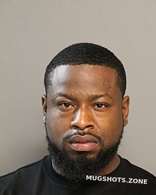 RAMONE DONTE MOON 05/28/2022 - Chicago Mugshots Zone