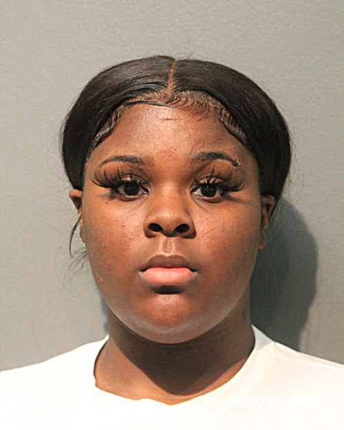CHLOE SIMMONS 06/09/2022 - Chicago Mugshots Zone