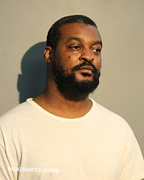 RAPHAEL A BROWN 08/20/2022 - Chicago Mugshots Zone