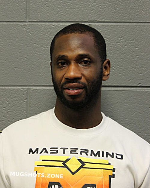 FABIAN L HALL 08/27/2022 - Chicago Mugshots Zone