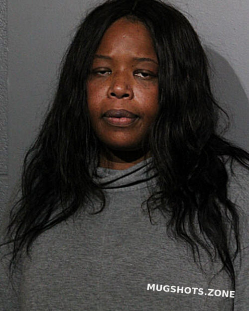 MONIQUE D WEBB PAPIA 09/22/2022 - Chicago Mugshots Zone