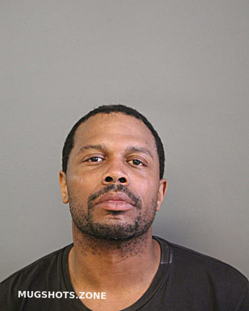 LANELL C FIELDS 10/18/2022 - Chicago Mugshots Zone