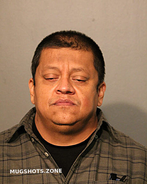 JOSE B ROBLES 11/23/2022 - Chicago Mugshots Zone