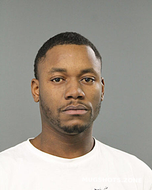 DEVON L WHITE 12/01/2022 - Chicago Mugshots Zone