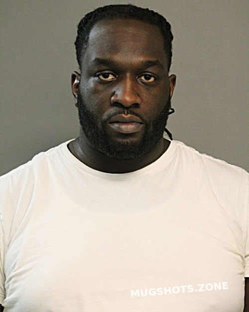 BRANDON T DAVIS 01/12/2023 - Chicago Mugshots Zone