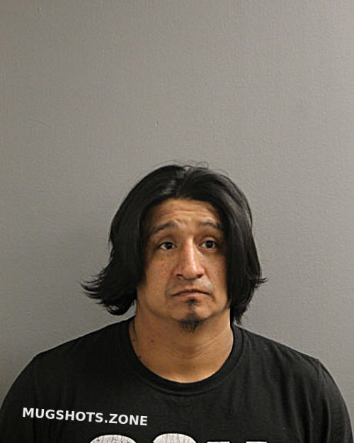 VICTOR E GONZALEZ 01/18/2023 - Chicago Mugshots Zone