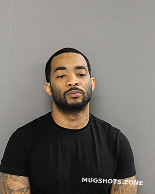 QUINTREL D MOORE 02/15/2023 - Chicago Mugshots Zone