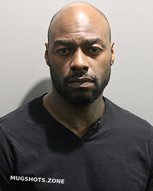 QUINTIN D WALKER 04/02/2023 - Chicago Mugshots Zone